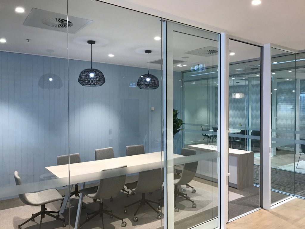 Commercial Glass Project & Custom Solutions | Queen St, Brisbane